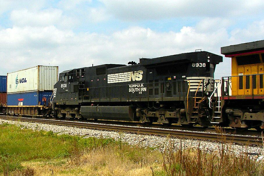 NS 8938